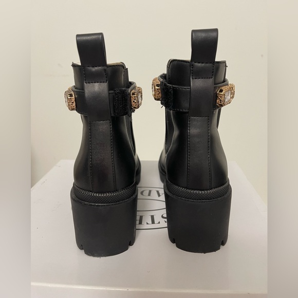 Steve Madden | Shoes | Steve Madden Jewel Embellished Chunky Block Heel ...